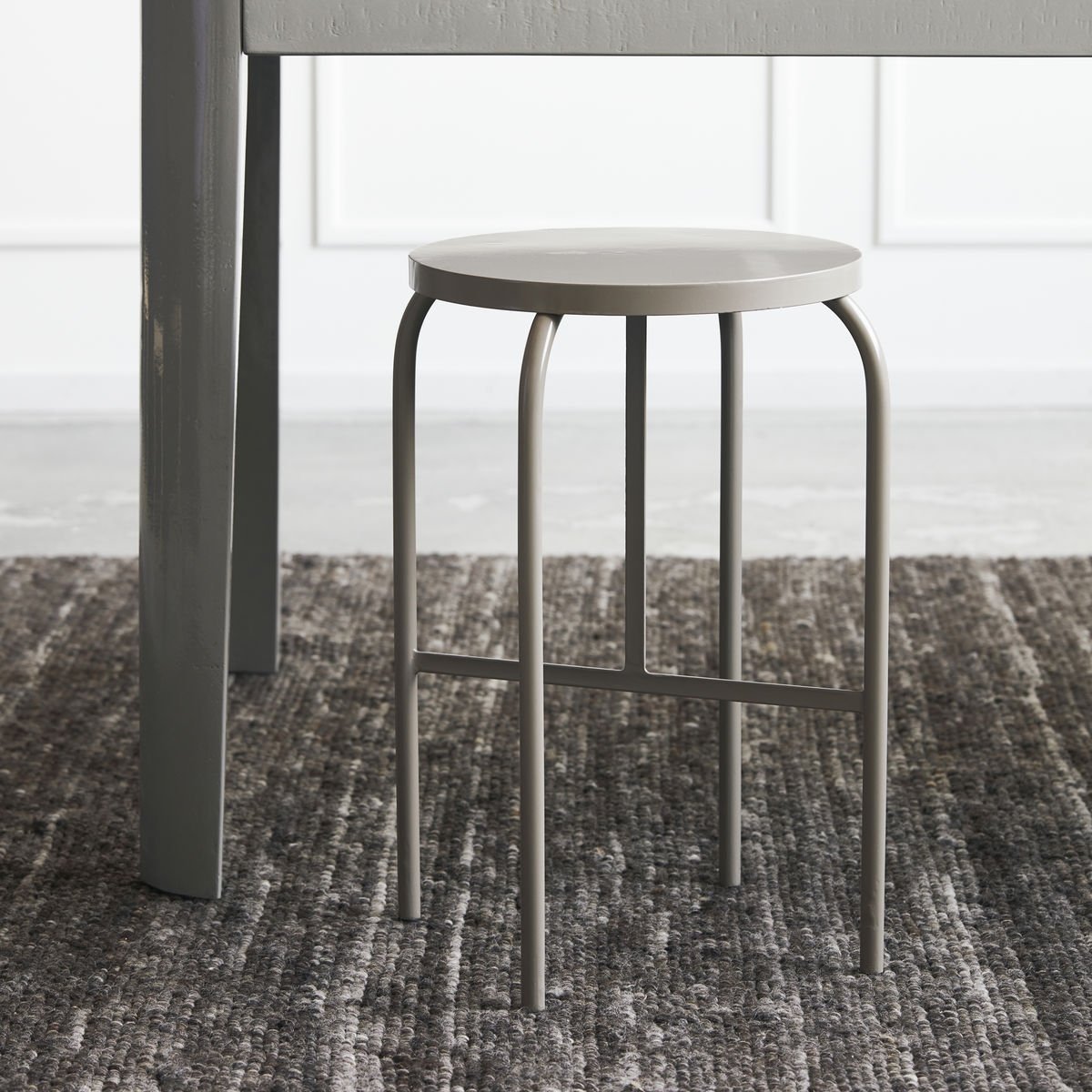 House Doctor SHAKER Stołek 50 cm Szary | DesignForHome.pl