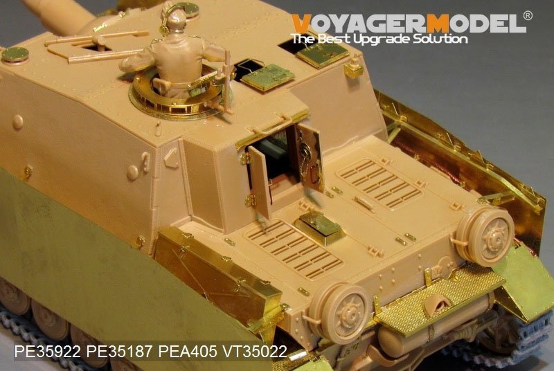 Voyager Model PE35922 WWII German Sturmpanzer IV Brummbar Late Version ...
