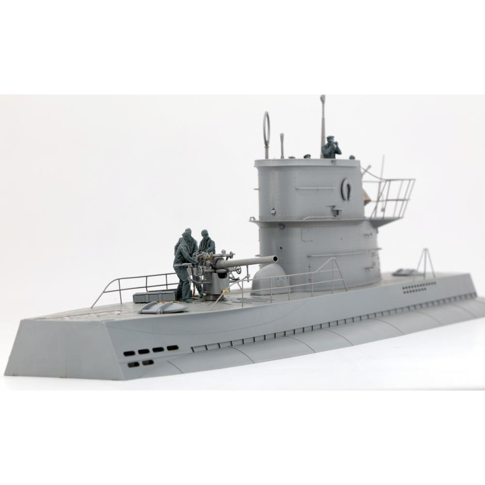 Border Model BR-002 German Submariners & Commanders (in action) resin ...