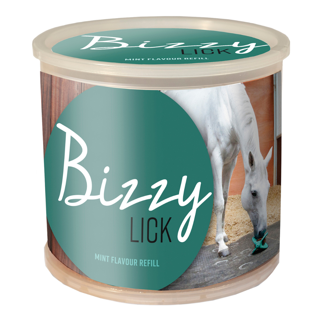 BIZZY LICK Wkład/lizawka dla konia do Bizzy Ball 1kg